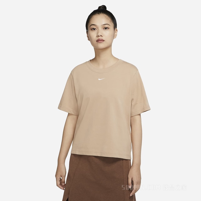 【Nike/耐克】Nike Sportswear Essential“了不起！舞社”同款女子宽松T恤 DD1238-201-搜品之家
