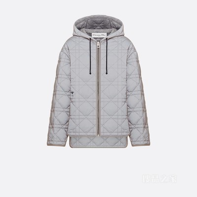 DIOR/迪奥】短款大衣黑色绗缝塔夫绸科技面料超大藤格纹搭配腰带 DIOR/迪奥】短款大衣黑色绗缝塔夫绸科技面料超大藤格纹搭配腰带