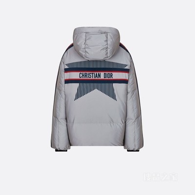 DIOR/迪奥】短款大衣黑色绗缝塔夫绸科技面料超大藤格纹搭配腰带 DIOR/迪奥】短款大衣黑色绗缝塔夫绸科技面料超大藤格纹搭配腰带